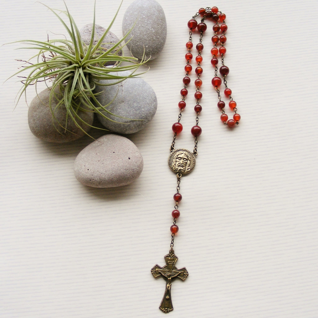 Holy Face of Jesus Chaplet -39 Beads - Handmade – Serenity Gifts